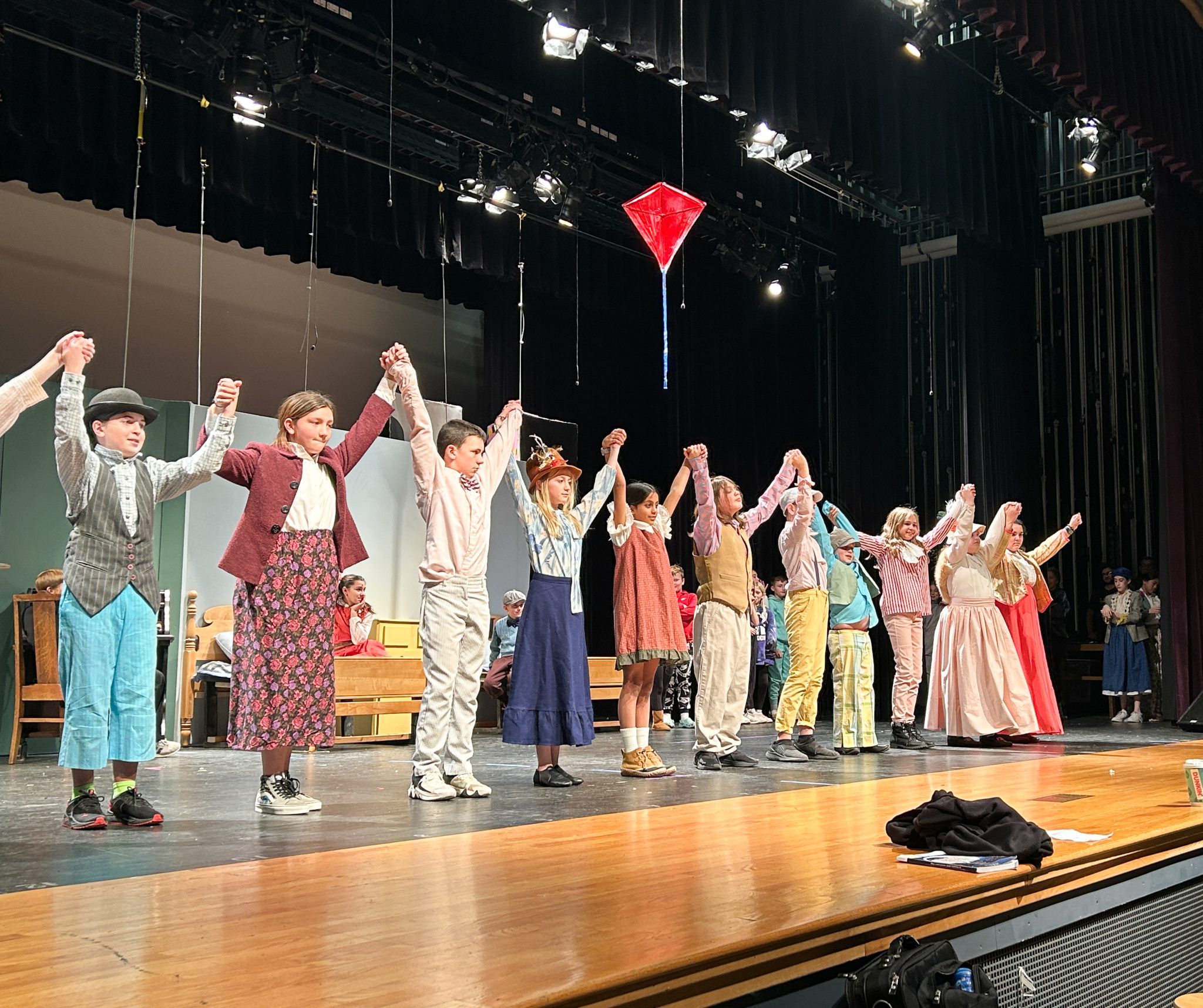 VMS Drama Club Presents Mary Poppins, Jr.! - Voorheesville Central School